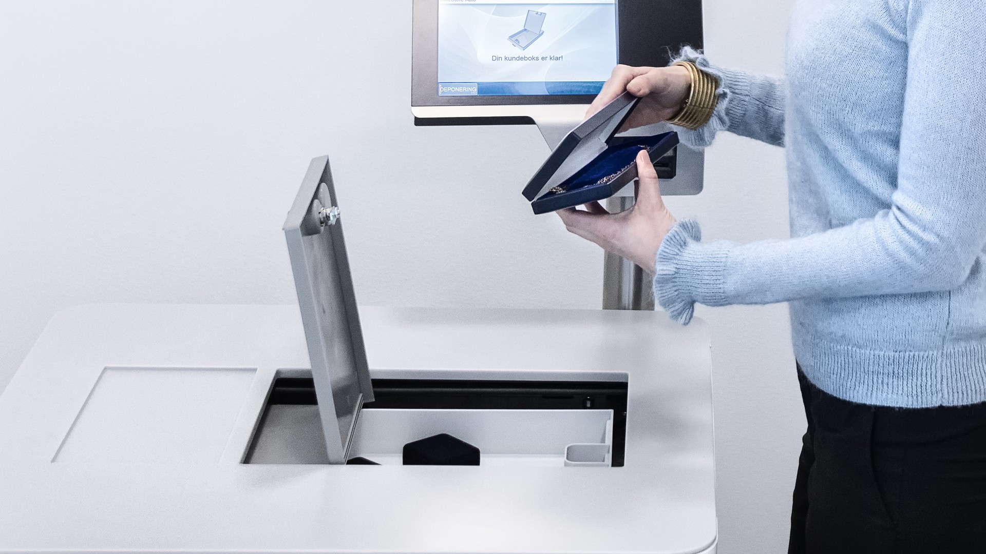 Banking customer retention - Why consider safe deposit lockers?